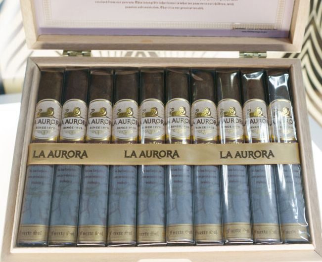 La Aurora Family Creed Series Fuerte Sol Gran Toro precio y opiniones - Cigar Smoker Club