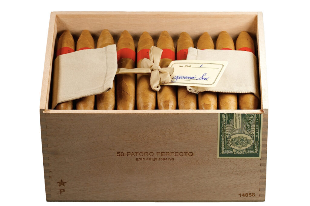 Patoro Gran Añejo Reserva Perfecto: Dominican elegance in every puff ...