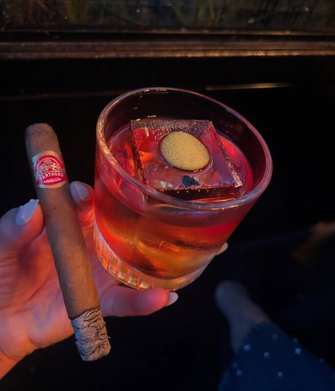 Cigar database, ratings & reviews - Cigar Smoker Club