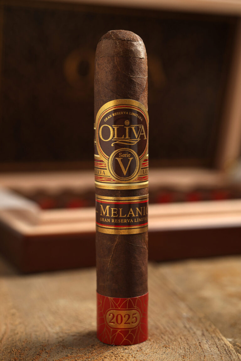 Oliva Serie V Melanio Edición Año 2025: the cigar that shines at ...