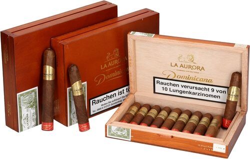Cigar Smoker Club Attends the Official Presentation of La Aurora ...